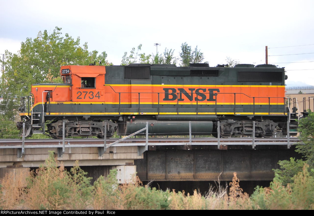 BNSF 2734